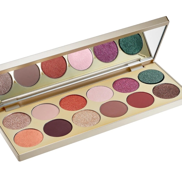 Stila | Makeup | Stila Palette | Poshmark